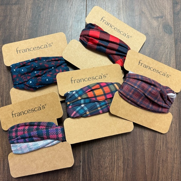 Francesca's Collections | Accessories | New Random Francescas Cloth ...